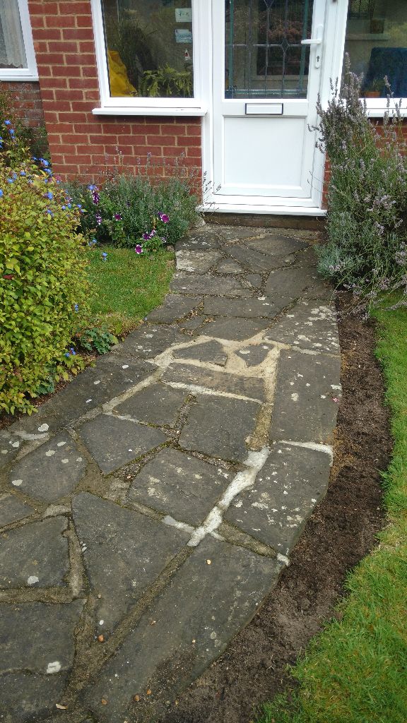 New Sandstone Path Laid in Holt Dorset – MSC Landscapes