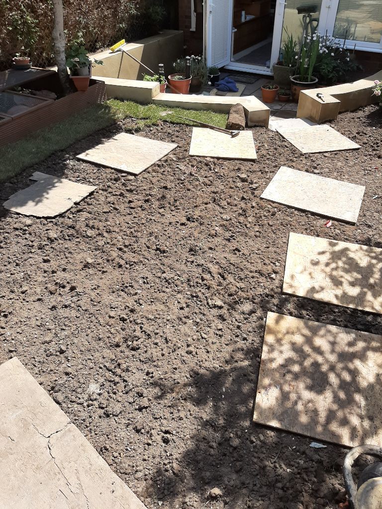 Block wall built in Corfe Mullen Dorset – MSC Landscapes